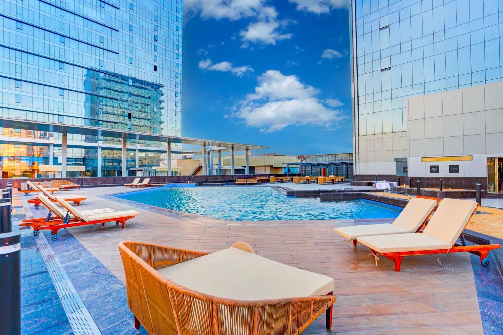 SUNDAY HOTEL & RESIDENCES BY CHECKIN GURUGRAM | ⋆⋆⋆⋆⋆ | INDIA | SEASON ...